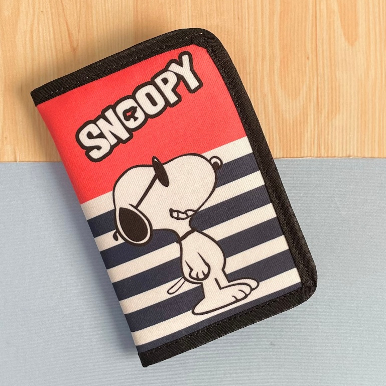 Carteira Snoopy Porta Documentos e Cartões (Pronta entrega) | Shopee Brasil