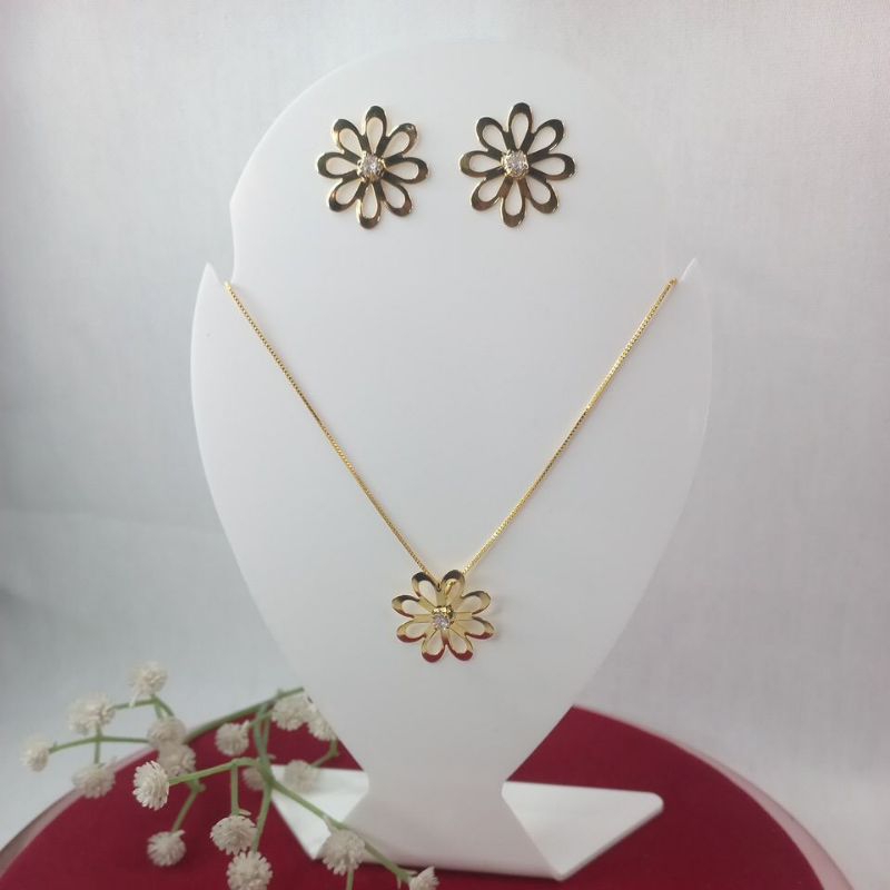 Conjunto Kit de colar e brinco em formato de flores folheado a ouro 18k ...