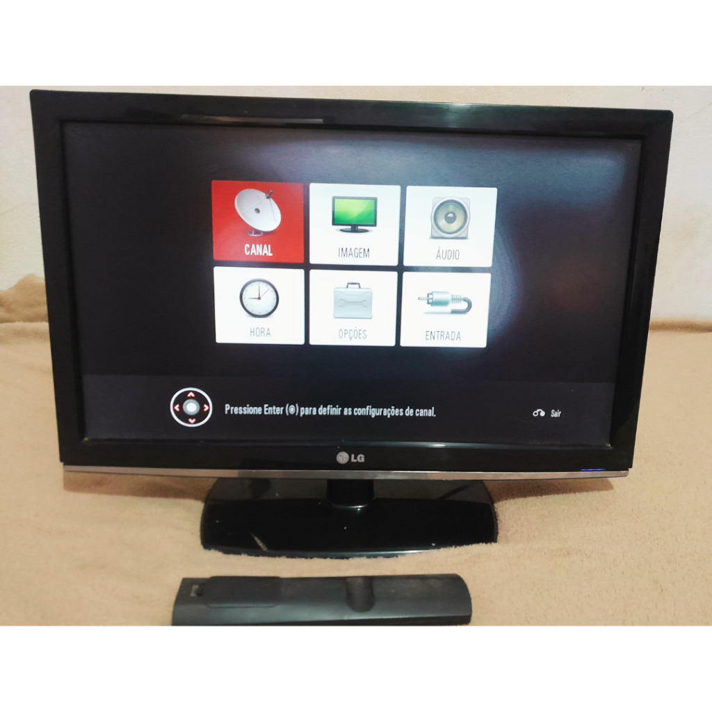Monitor PC/TV LG 22 polegada HDMI LED C/ Pequena Mancha | Shopee Brasil