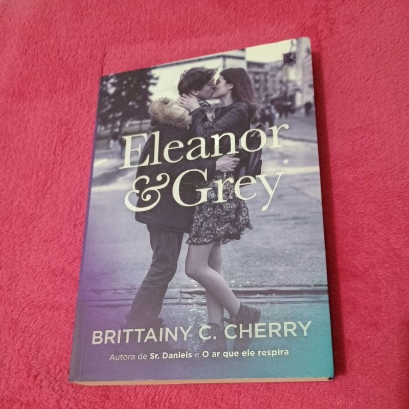 Eleanor e Grey | Shopee Brasil