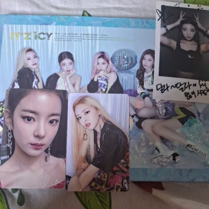 Álbum Itzy | Shopee Brasil