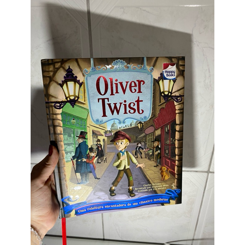 oliver twist - charles Dickens | Shopee Brasil