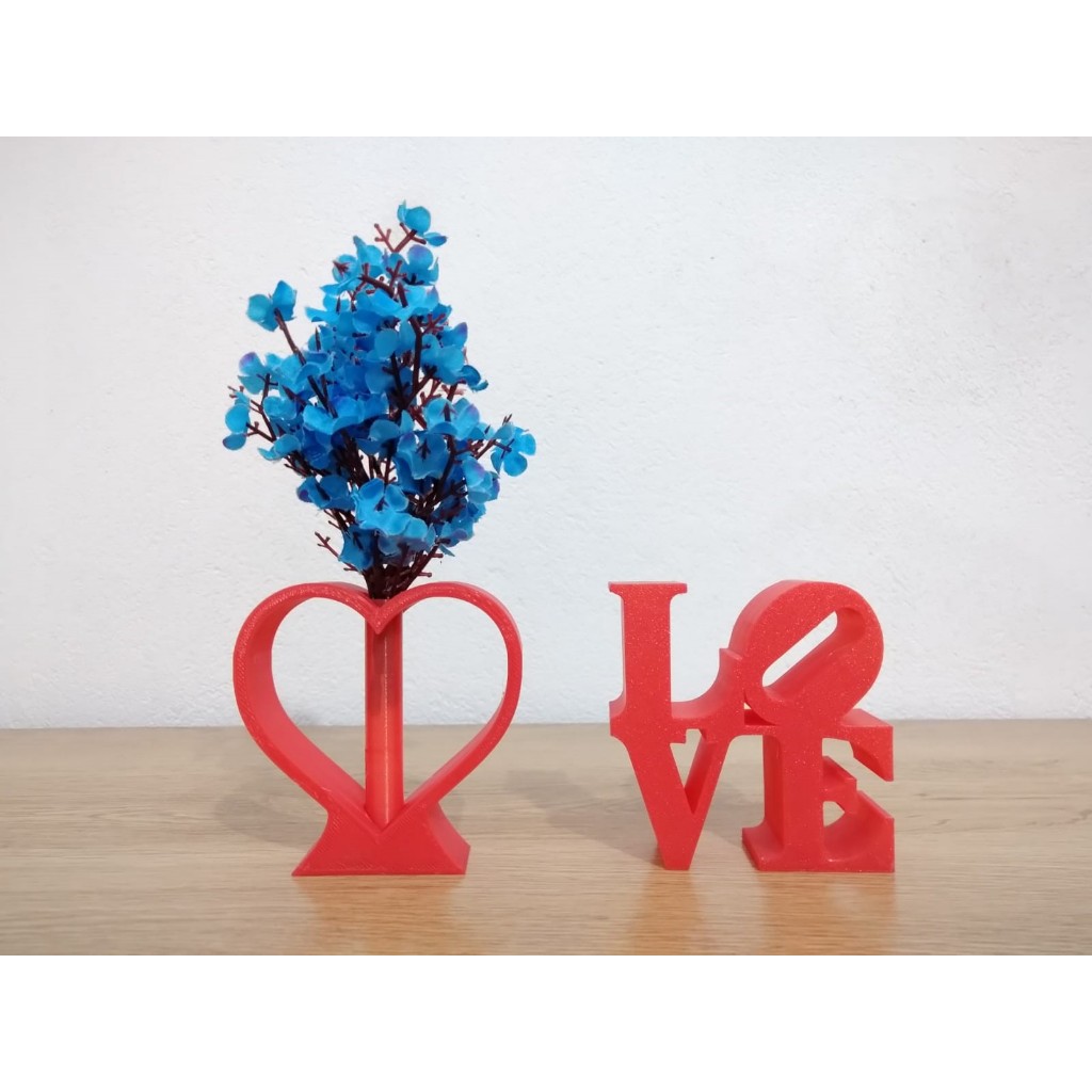 Letreiro escrito LOVE + Vaso Decorativo de Coração | Shopee Brasil