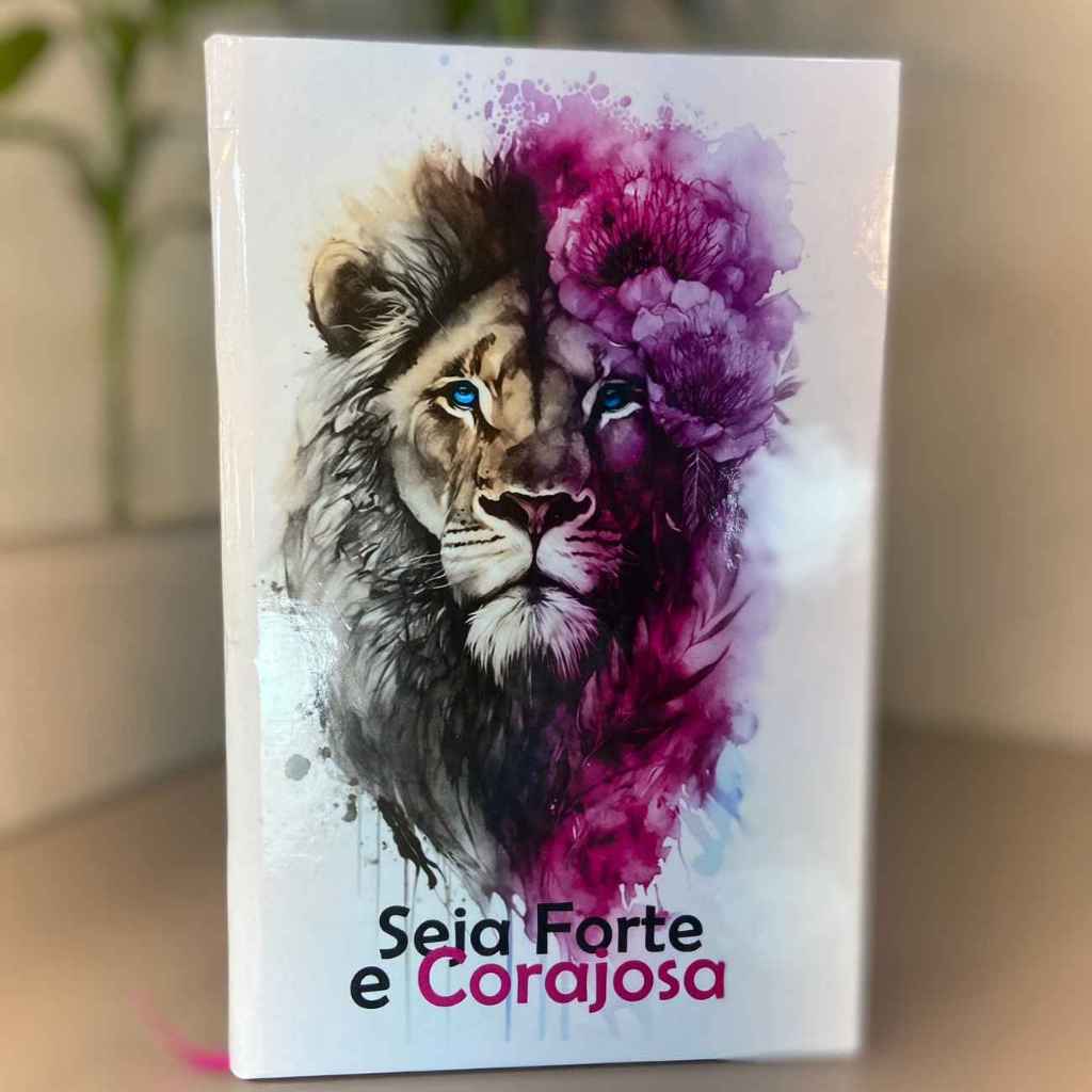 Bíblia Evangélica Feminina Leão Seja Forte e Corajosa LETRAS MÉDIAS Com ...