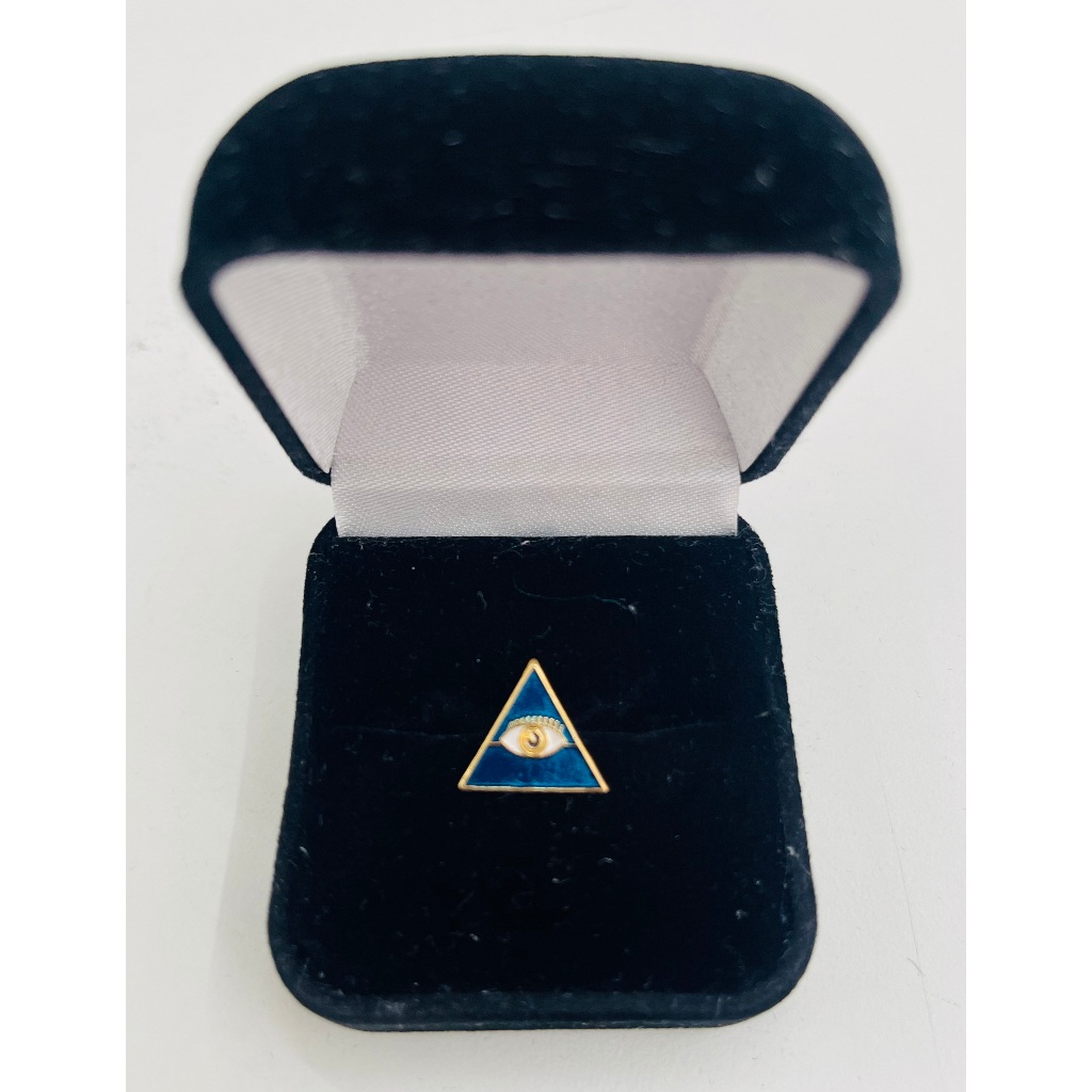 PIN BOTOM MAÇONARIA TRIANGULO COM OLHO | Shopee Brasil
