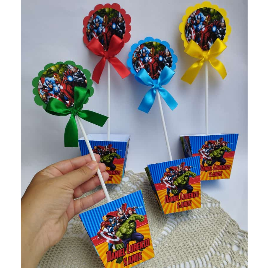 Kit Centro de mesa Capechó tema VINGADORES Personalizado PEGUE E MONTE ...