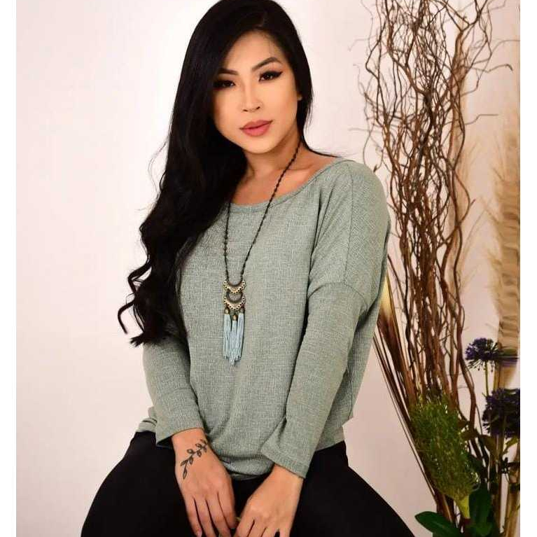 BLUSA FEMININA AMPLA MANGA LONGA | Shopee Brasil