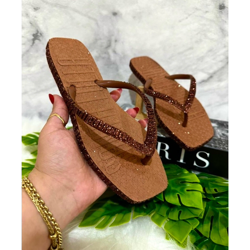 Chinelo Feminino Rasteirinha Personalizada Com Ghitter versão Quadrada ...
