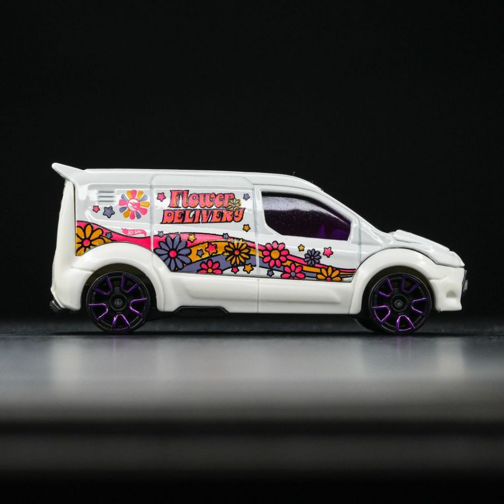 Mini Carrinho Die Cast Hot Wheels - Ford Transit Connect (T-Hunt ...