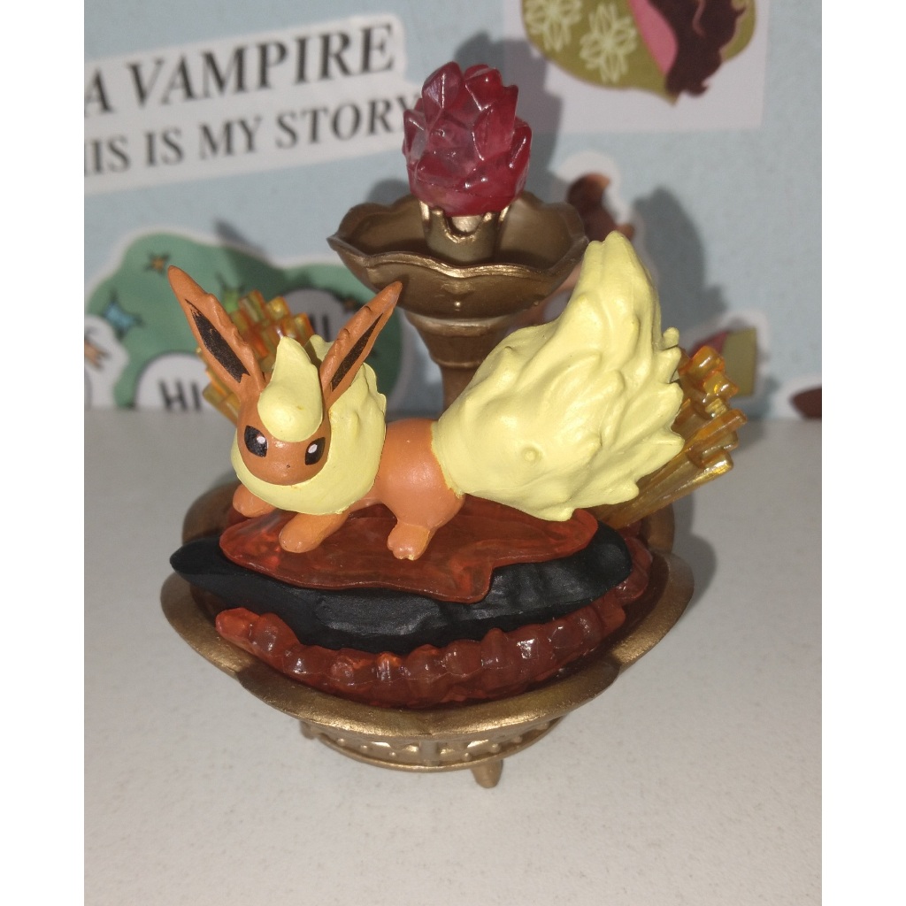 BONECO ACTION FIGURE MINIATURA POKEMON FLAREON BASE DE EFEITIOS CAMINHA ...
