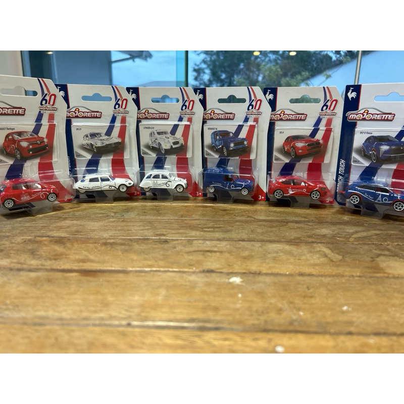 MAJORETTE EDIÇCAO ANIVERSSARIO CORVETTE,VOLVO,HY, ALFA,MERCEDESTOYOTA ...