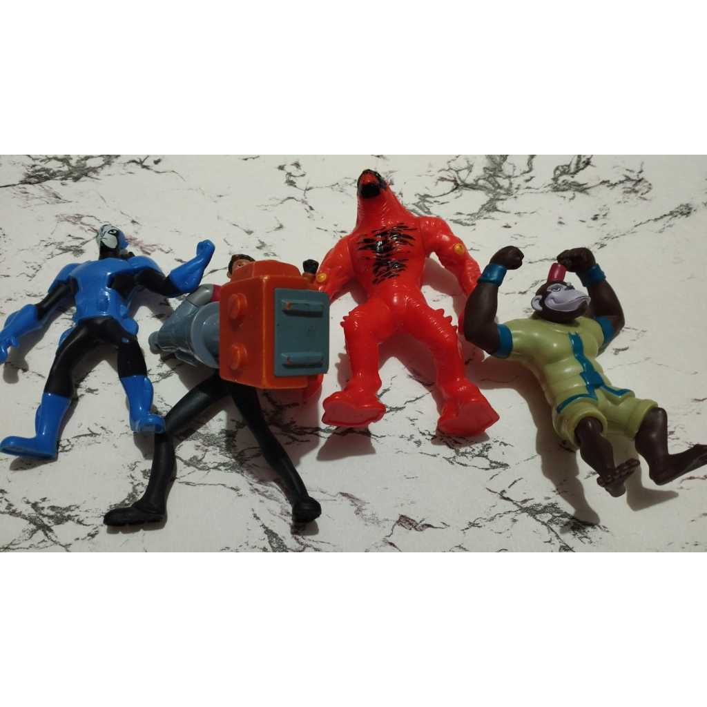 Lote com 4 Bonecos Ben 10 Omniverse Cartoon Network | Shopee Brasil