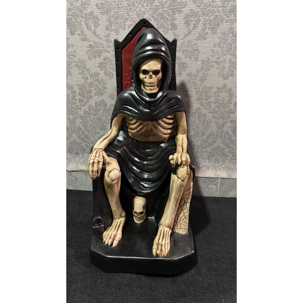 Imagem Exu Tatá caveira lord exu caveira sentado no trono de preto ...