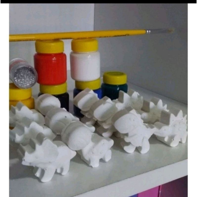kit pintura ,kit lembrança dinossauros fofinhos com 2 dinossauros,25 ...