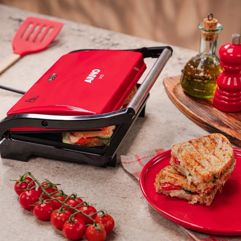 Sanduicheira Grill Arno Compact Uno com Placas Antiaderentes GUNO 220V ...