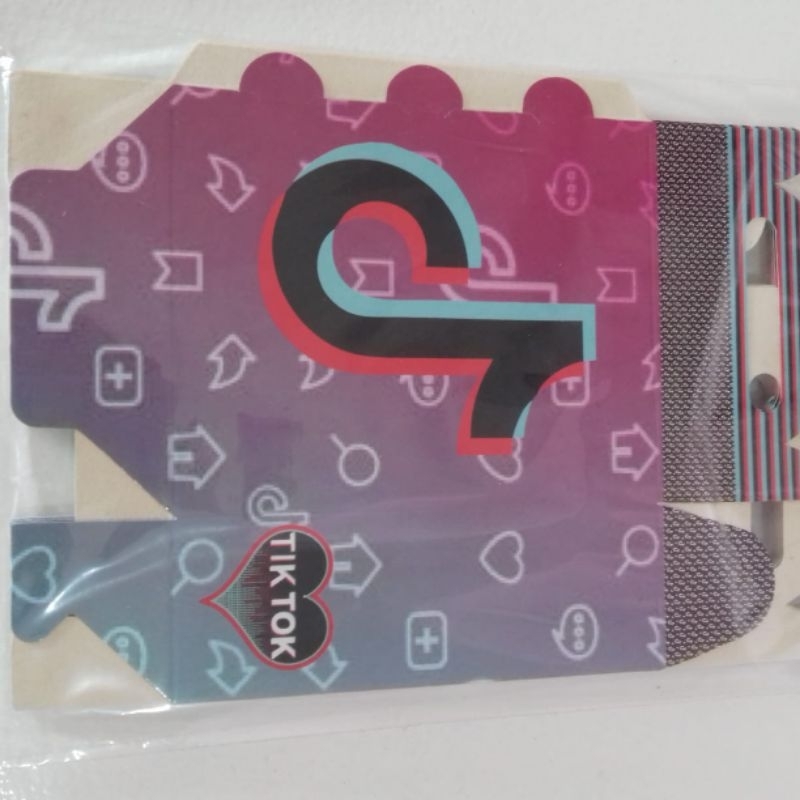 Caixa Surpresa de papel tema Tik Tok medida 11,7cm de altura 9,5 de ...