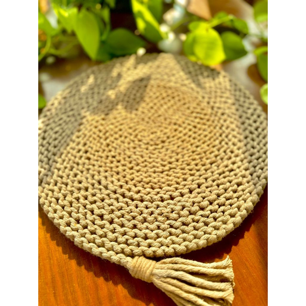 Porta Pratos/Sousplat/Suporte Pratos/Macrame/Ponto Quadrado | Shopee Brasil