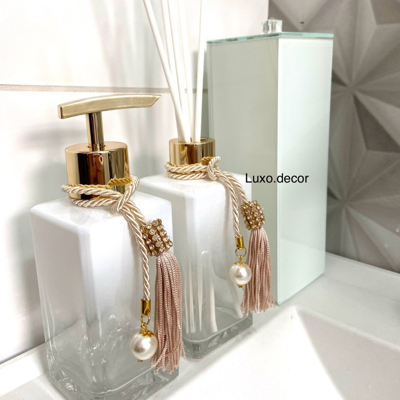 Kit Lavabo Luxo Dourado – Decoração Elegante para Banheiros e Lavabos ...