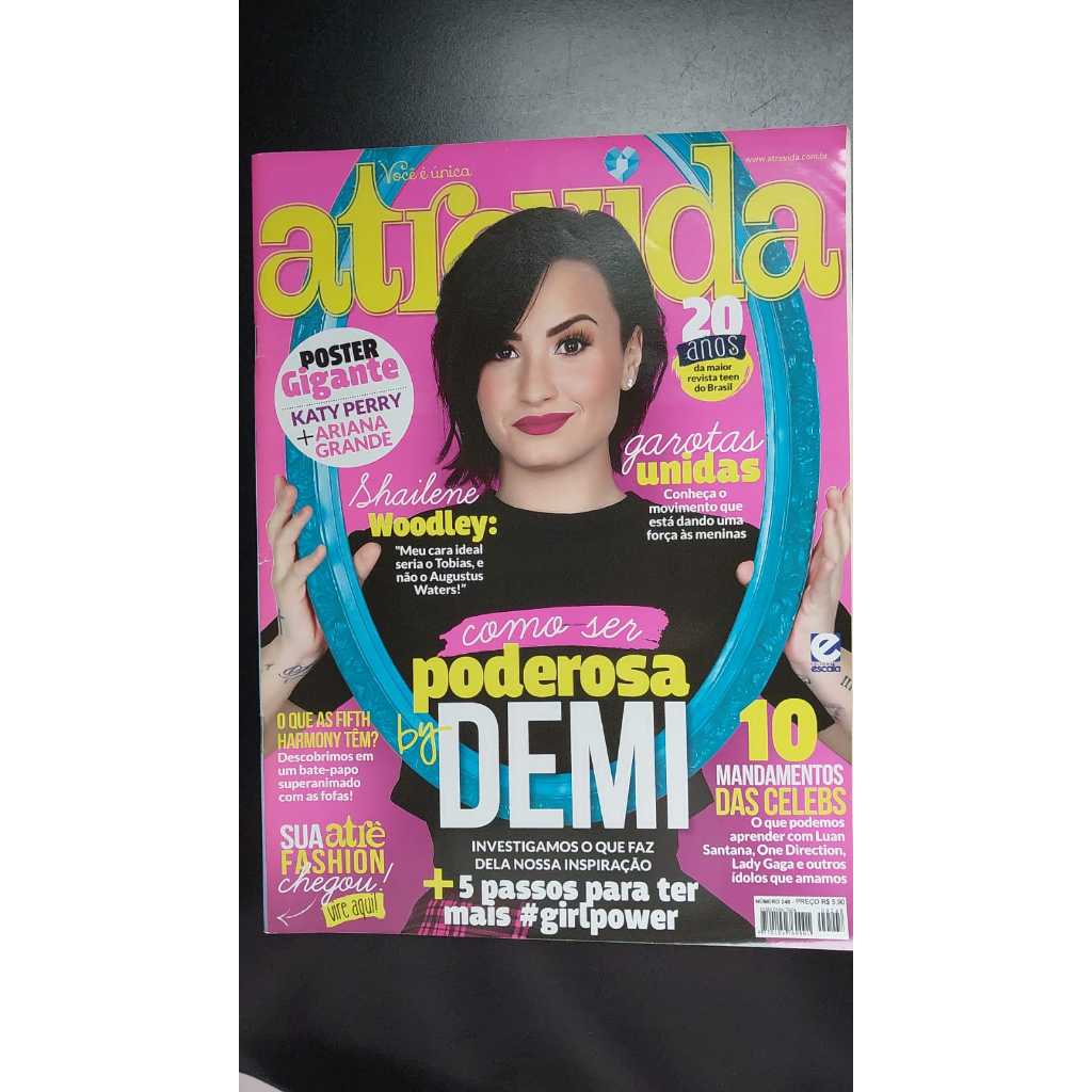 Revista Atrevida número 248 - abril 2015 - capa Demi Lovato | Shopee Brasil