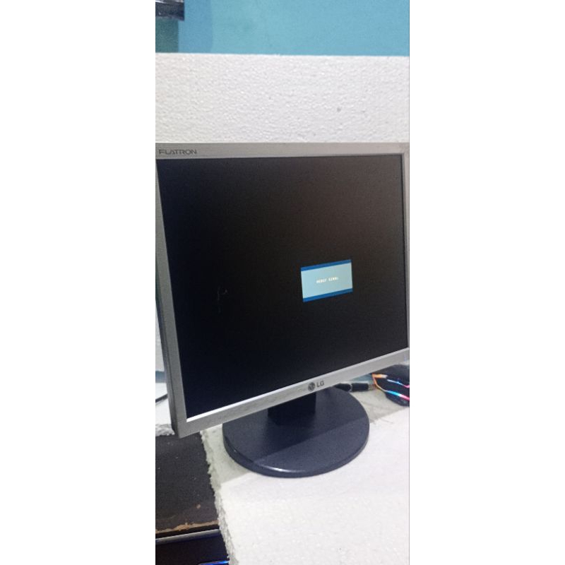 monitor de LCD modelo FLATRON L1753TS, 17 polegadas, com defeito. | Shopee Brasil