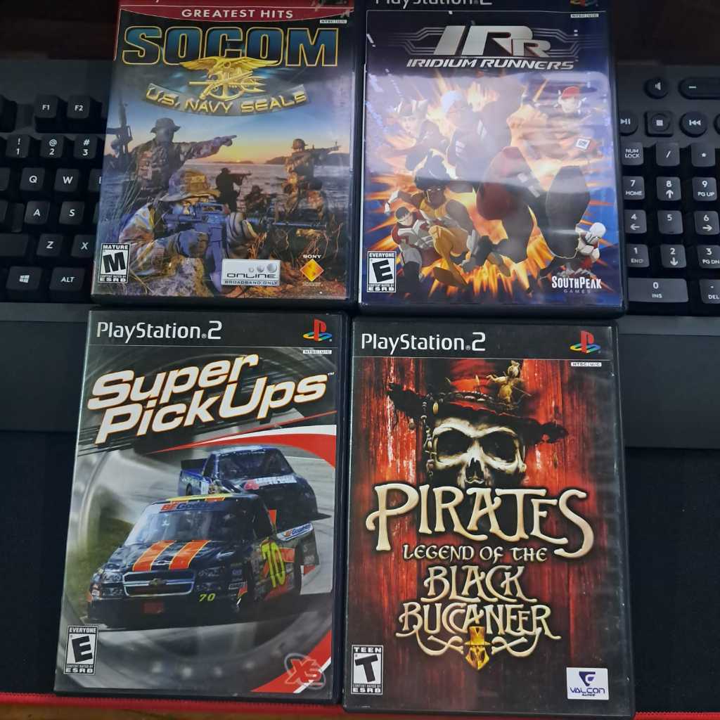 Kit 4 Jogos PS2 Iridium Runners, Pirates Legend, Super PickUps, Socom ...