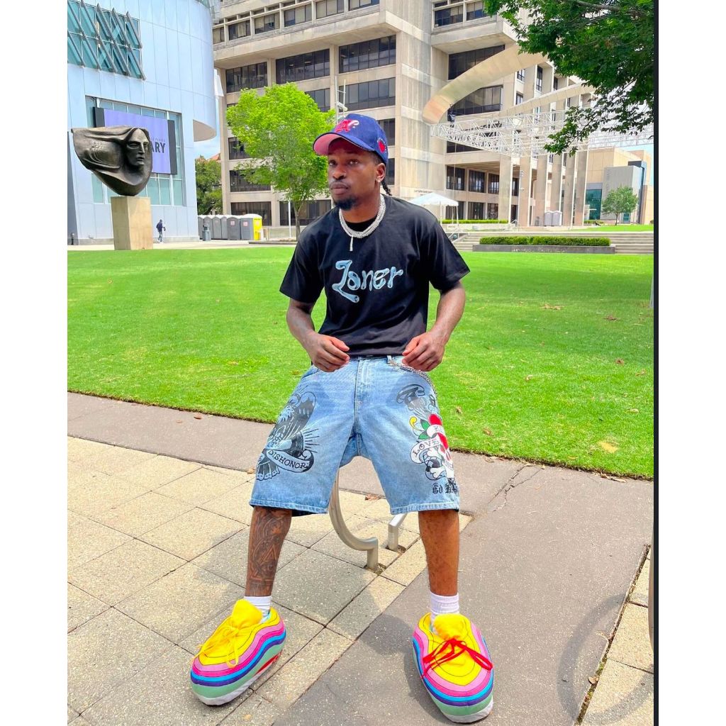 Camiseta outfit Oversized streetwear Estilo rap, streetwear, e atitude ...