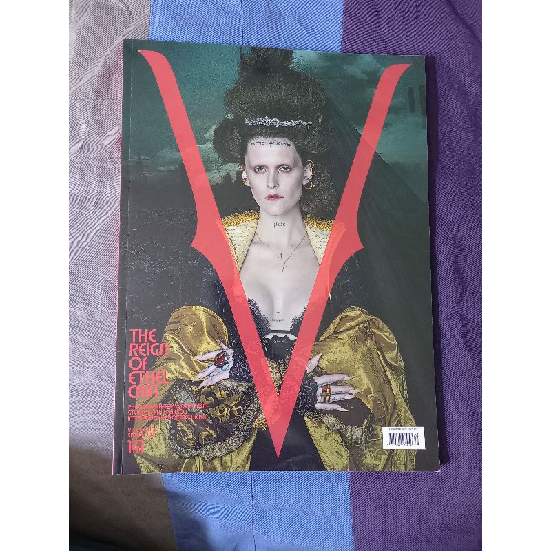 revista v magazine 2023 - ethel cain e Chappell Roan | Shopee Brasil