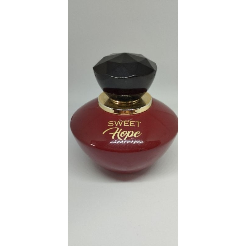 Perfume Sweet Hope La tive usado | Shopee Brasil