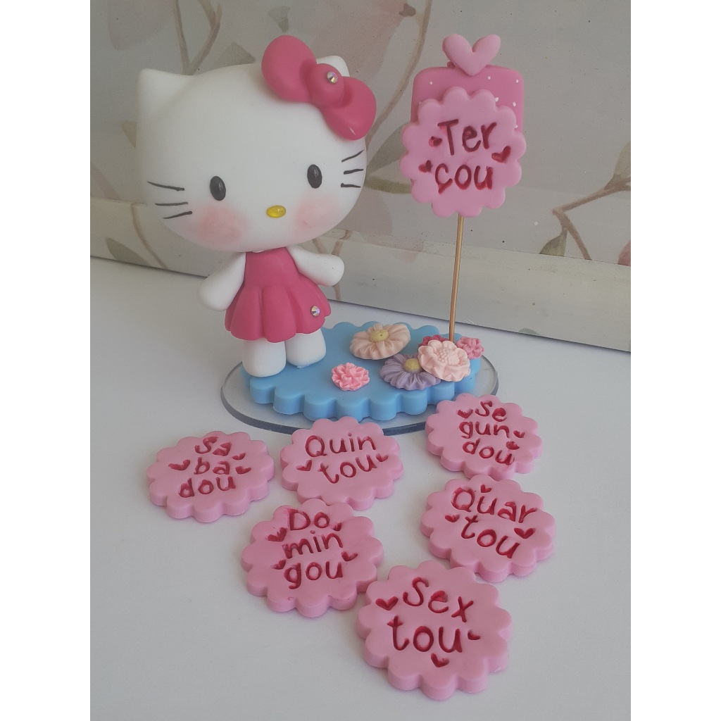 Enfeite Hello Kitty Troca semana | Shopee Brasil