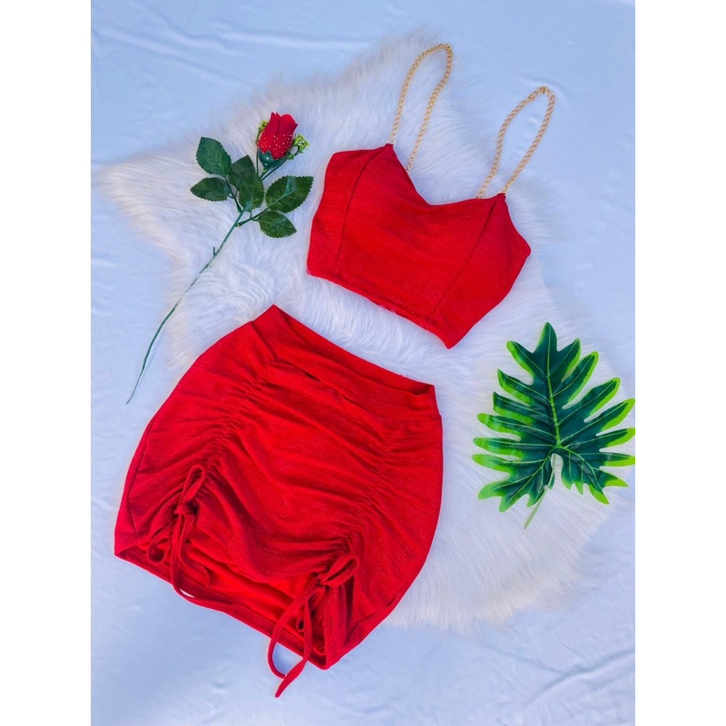 conjunto feminino cropped com bojo alça de corrente + saia franzida ...