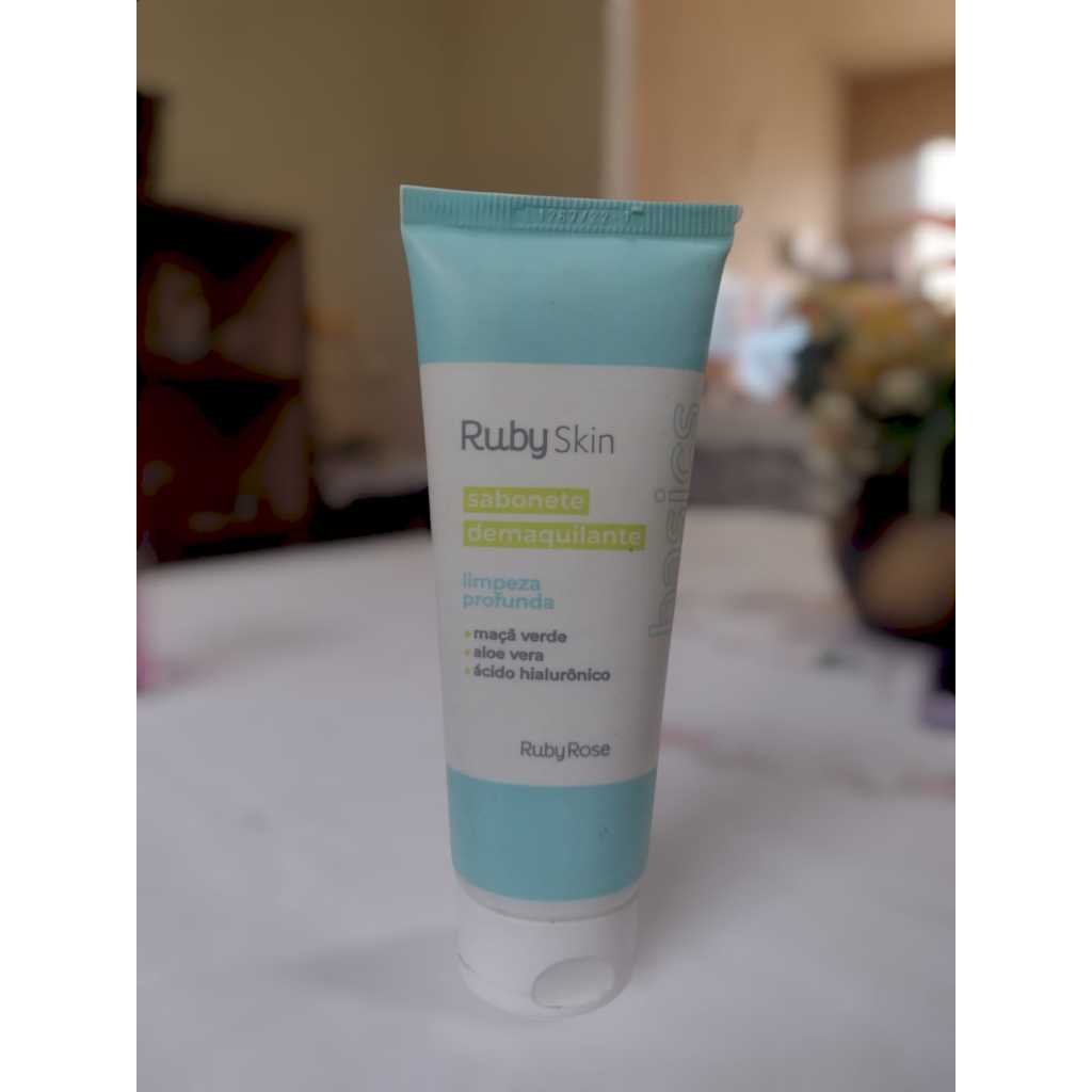 Sabonete Facial Demaquilante Ruby Skin Basics Ruby Rose 120 ml | Shopee ...