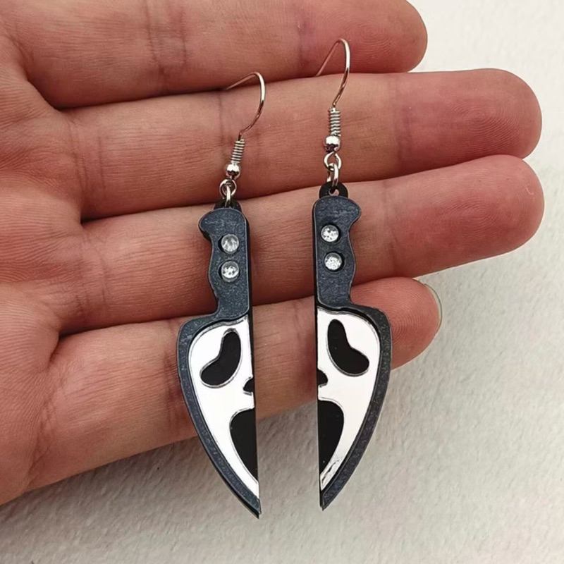 Brinco Ghostface Antialérgico Hallowen Faca Adaga Pânico Dark Retro ...