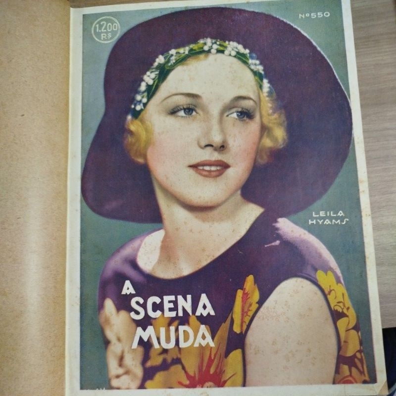 Encadernados com 37 exemplares da revista Scena Muda - 1930/1931 ...