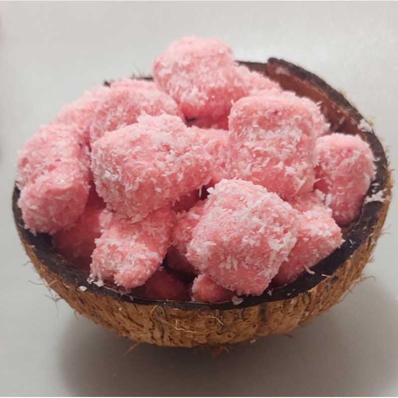 Bala de Morango Envolvida no Coco Ralado 500g | Shopee Brasil