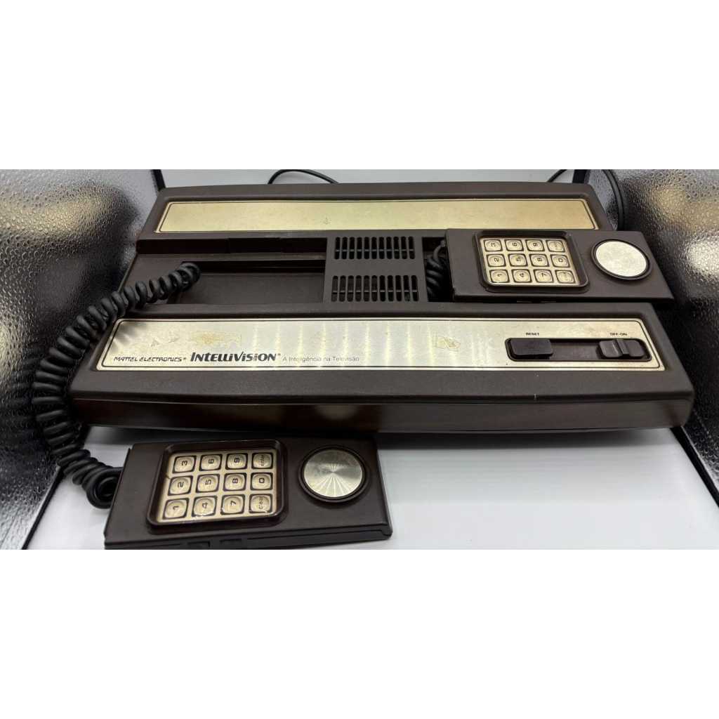 Console de Jogos Mattel Intellivision + 4 jogos § | Shopee Brasil