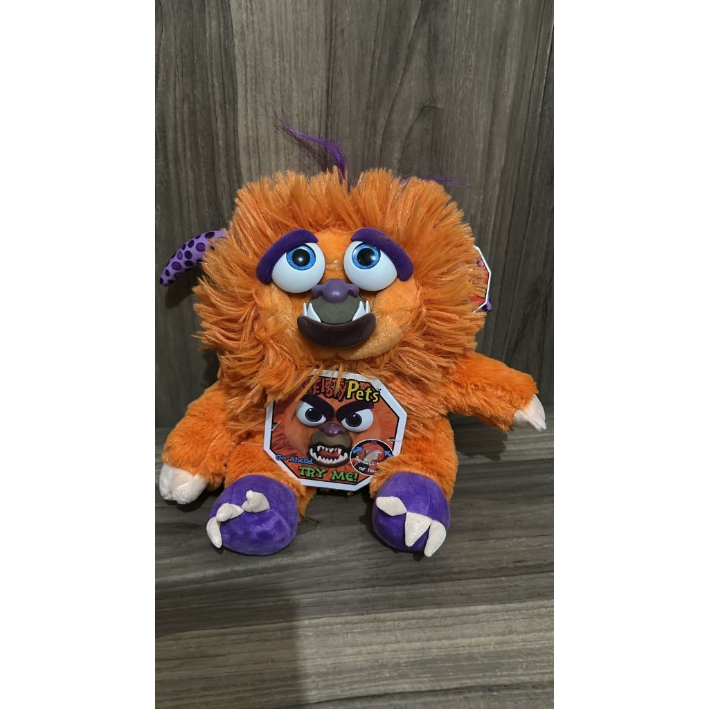 Feisty Pets Montro laranja 22cm | Shopee Brasil