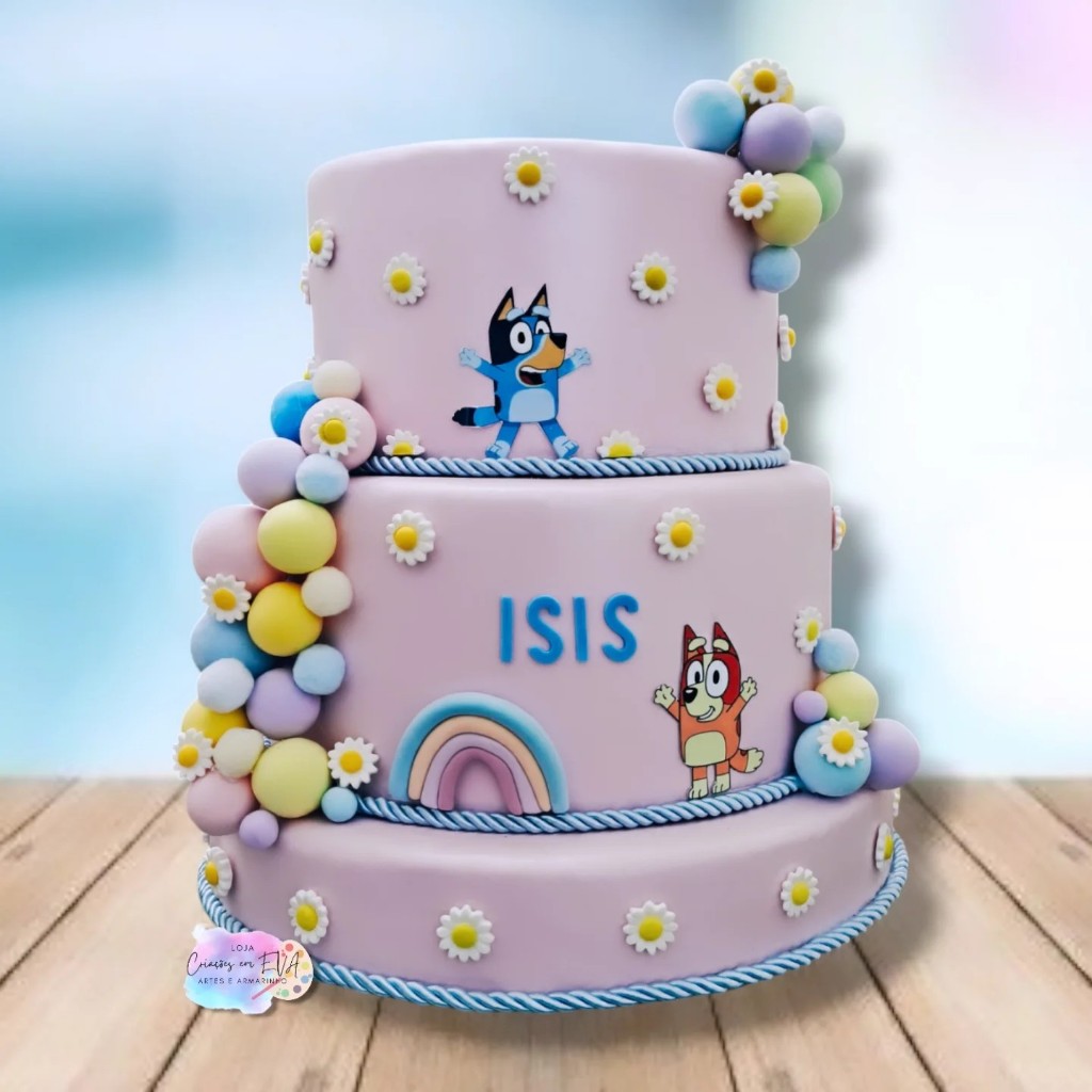 Bolo Fake Bluey - Criações em EVA - Decoração de Festa Infantil ...