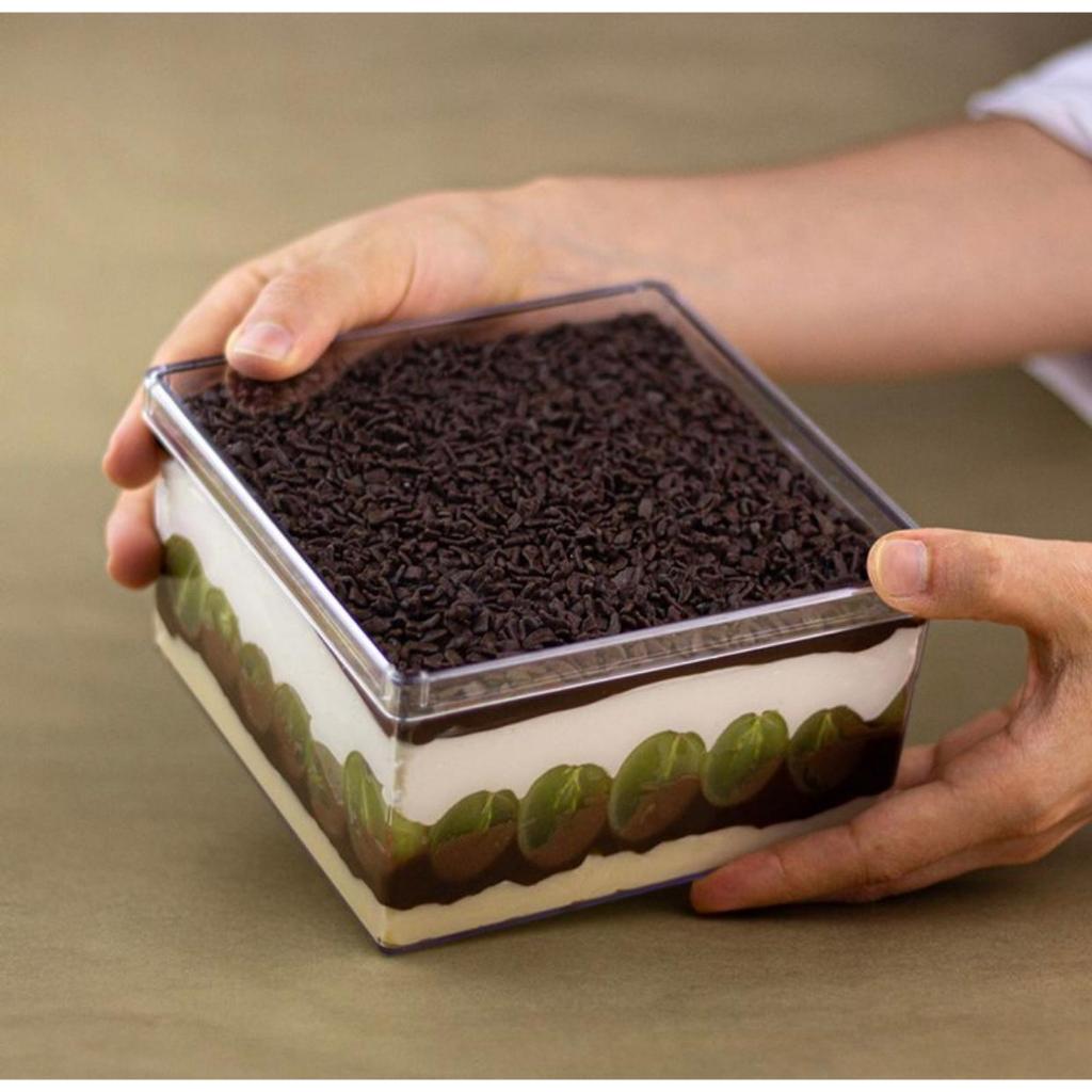 CAKE BOX CRISTAL QUADRADA C/TAMPA 1,5L | Shopee Brasil