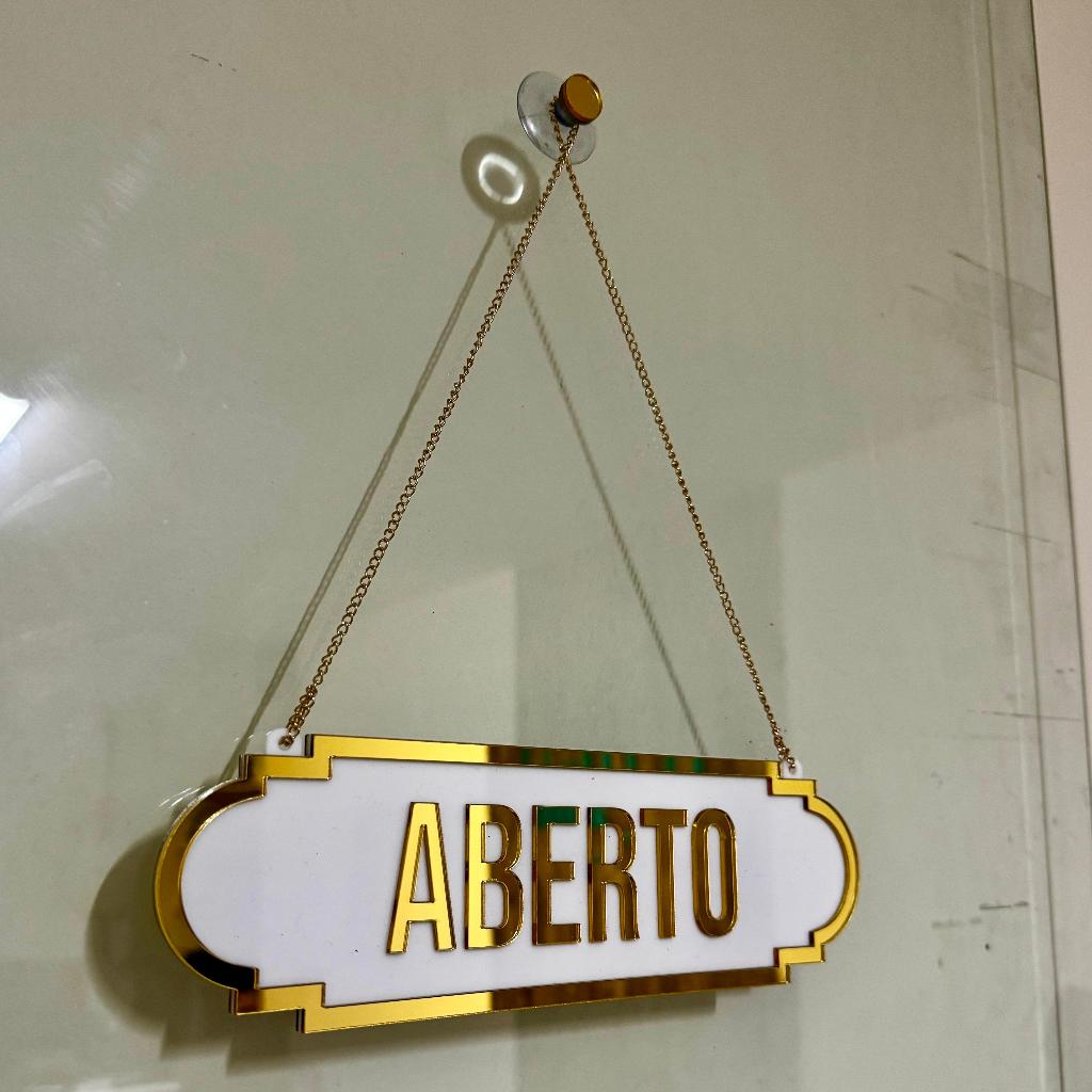 Placa de Volto Já / Aberto em Acrílico Espelhado de Dupla Face ...