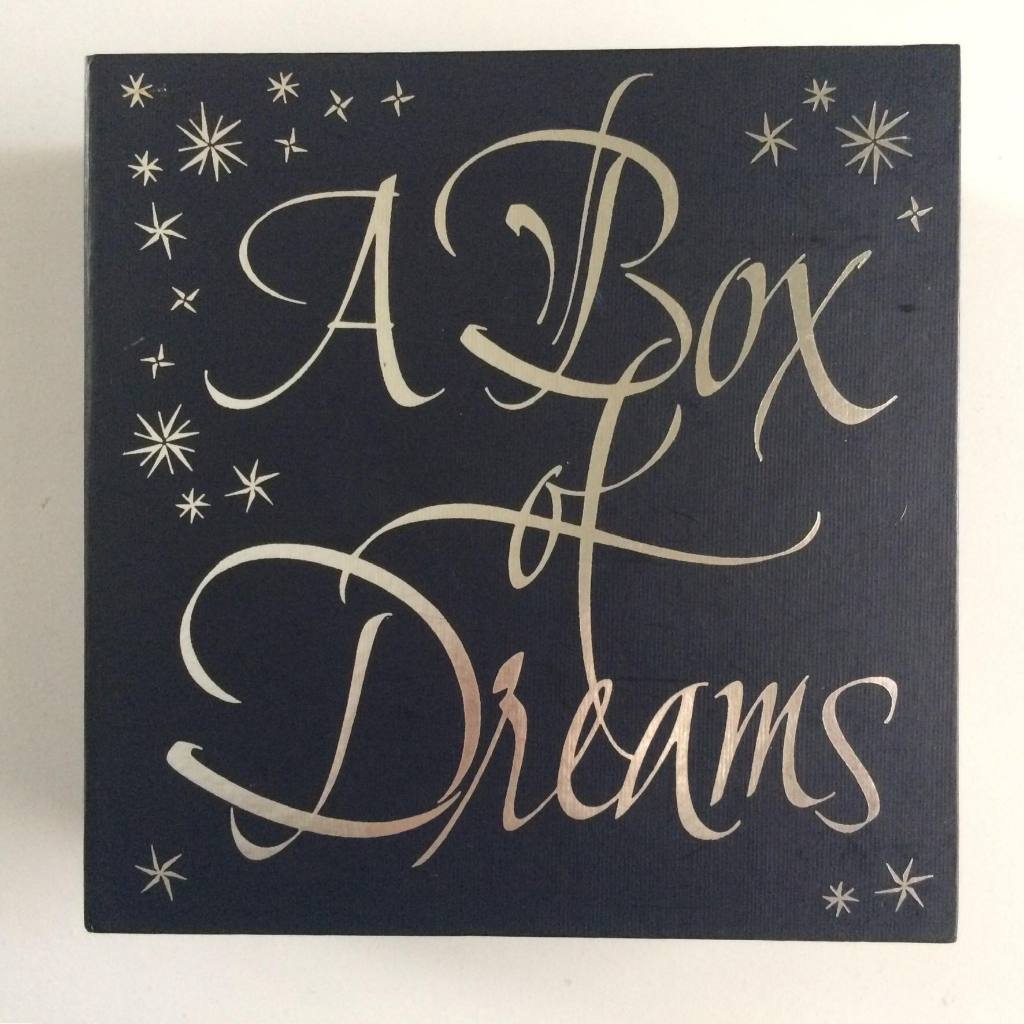 ENYA BOX SET A BOX OF DREAMS COMO NOVO | Shopee Brasil