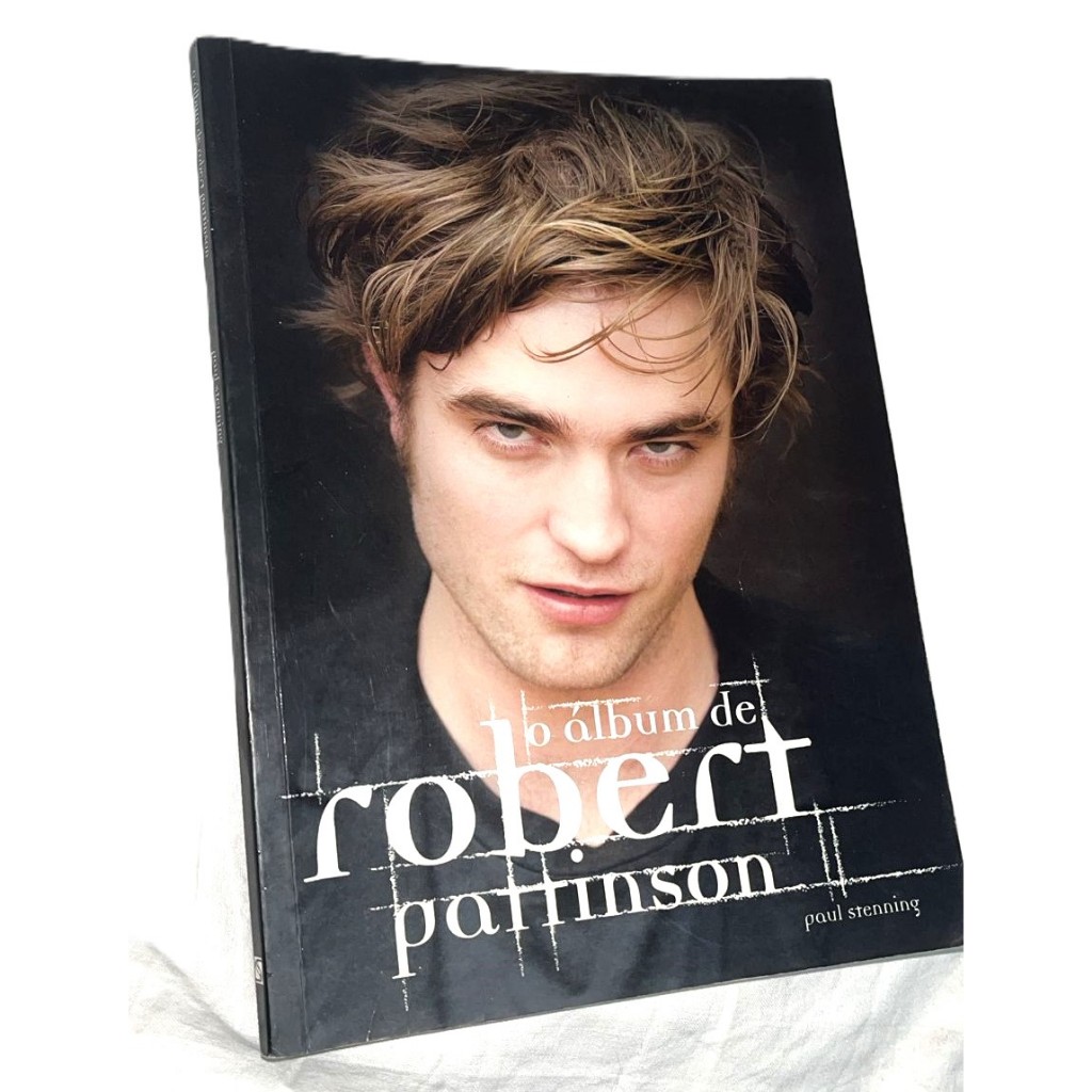 Livro O Álbum De Robert Pattinson Paul Stenning | Shopee Brasil