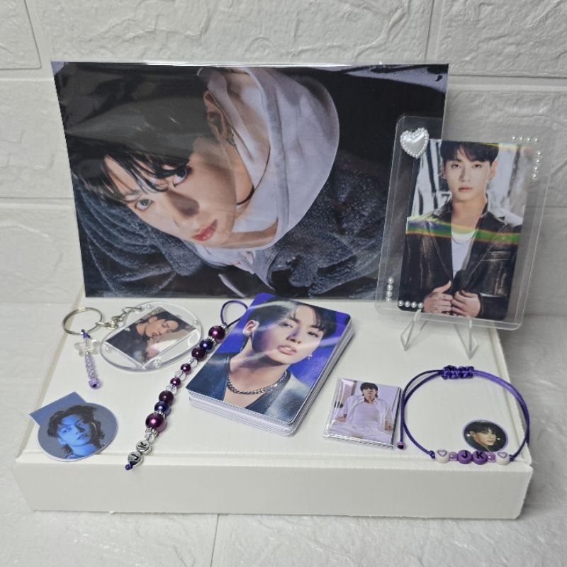 CAIXA BOX KIT JUNGKOOK - JEON JUNGKOOK KPOP - MAIS DE 50 ITENS | Shopee ...