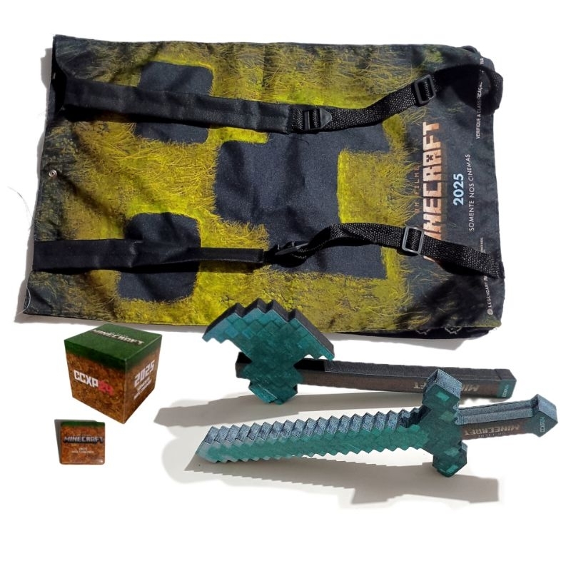 kit ecobag figuras pin steve minecraft filme ccxp comic con max warner ...