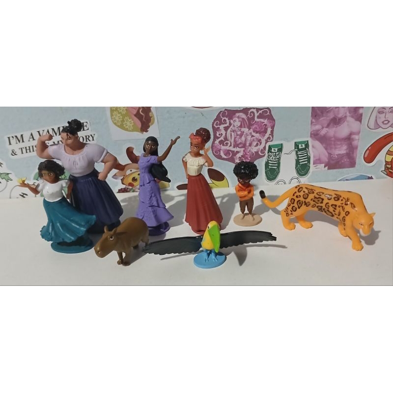 BONECO ACTION FIGURE MINIATURA DISNEY ENCANTO ORIGINAL MIRABEL ISABELA ...