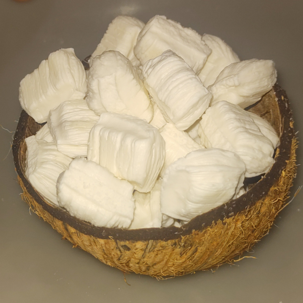 Bala de Coco Tradicional – Perfeita para Festas e Lembranças (250g ...