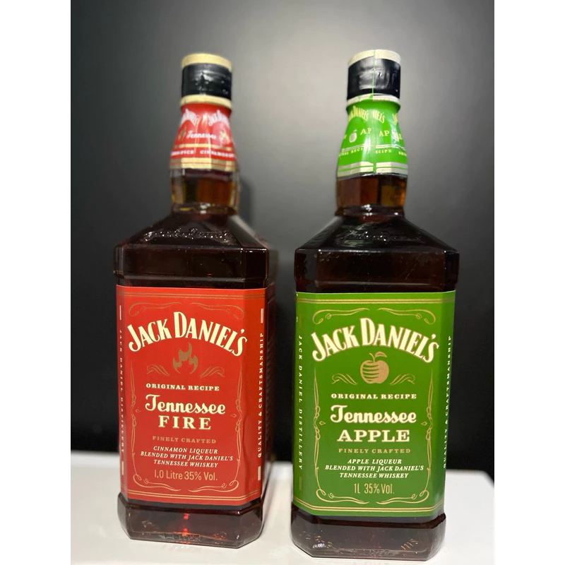 WHISKY KIT COMBO 2 JACK DANIELS - FIRE 1L -APPLE 1L | Shopee Brasil