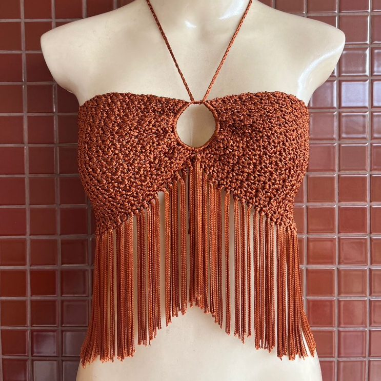 Cropped top faixa crochê tendência verão carnaval 2025 franjas brilho ...