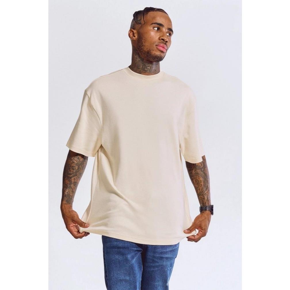 Camiseta outfit Oversized streetwear Estilo rap, streetwear, e atitude ...
