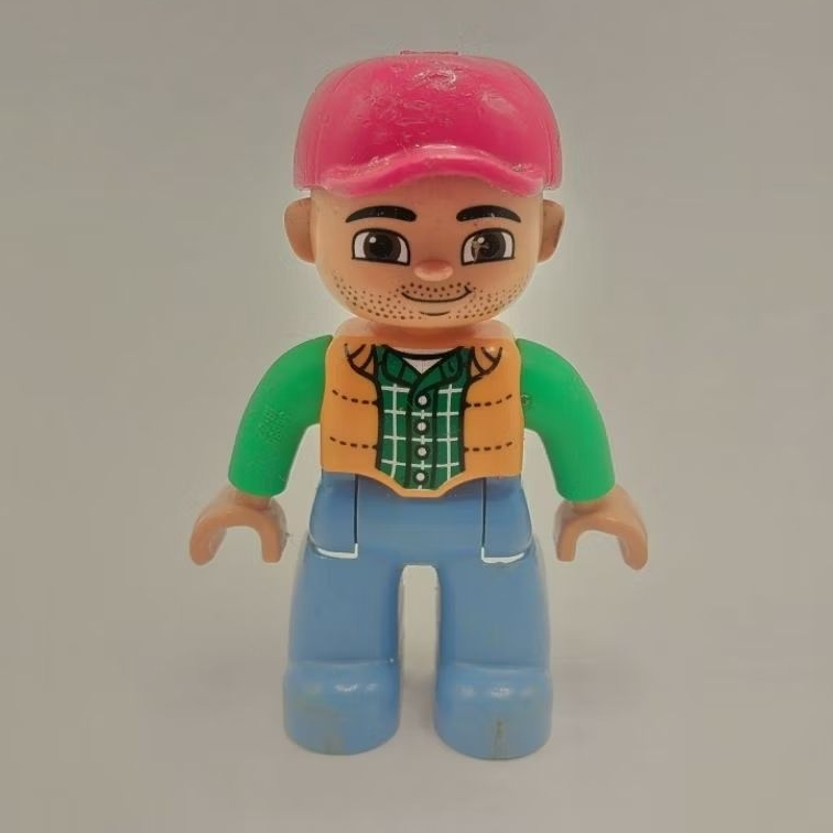 Boneco Lego Duplo Education Garoto Boné Vermelho | Shopee Brasil
