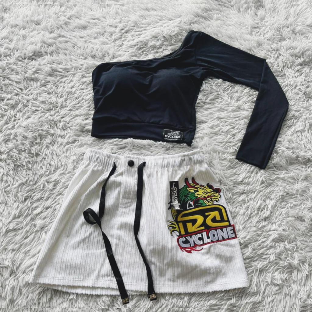 Kit Saia Da Cyclone Veludo Branca e Cropped Uma Manga | Shopee Brasil